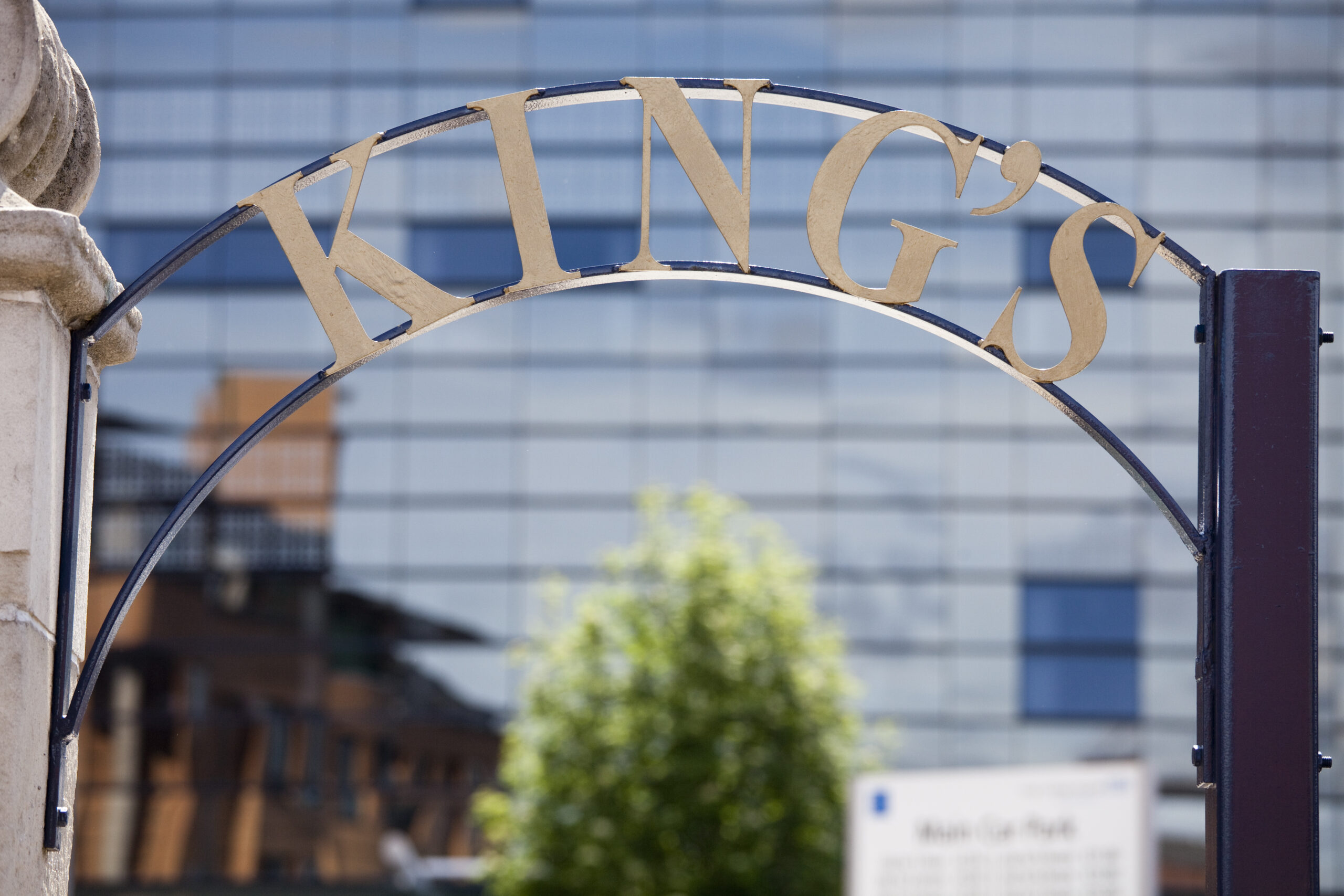 Minister of State for Health and Secondary Care visits King’s | King's ...